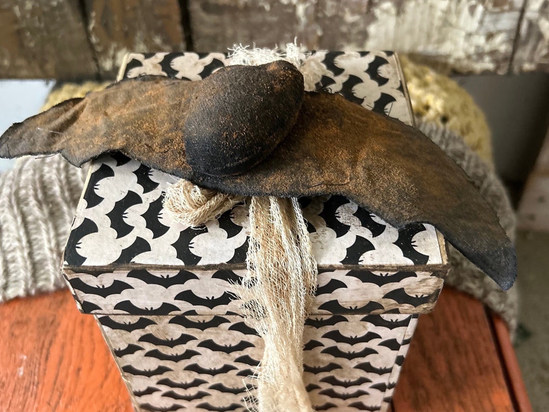 Handmade Halloween Spider Stacking Box: Primitive Paper Mache Decor - Etsy