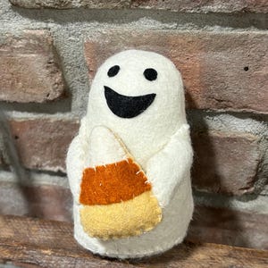 Ghost With Candy Corn, Halloween Decor, Cute Ghost, Candy Corn, Home ...