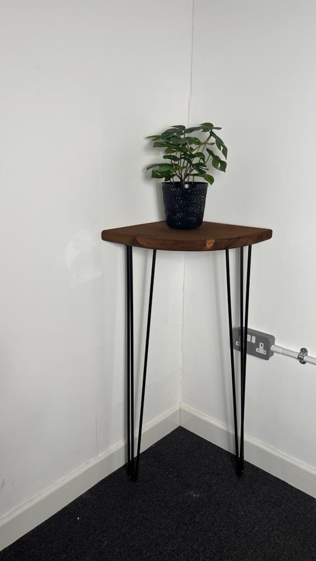 Corner Console Table - Etsy