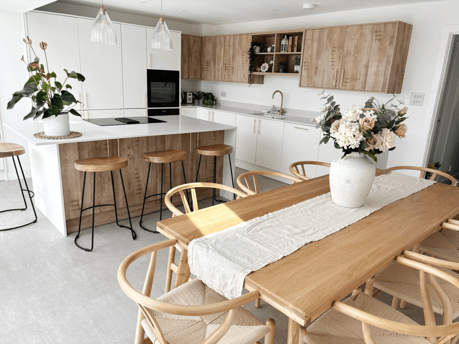 Scandi Style Dining Table - Solid Oak - Etsy UK