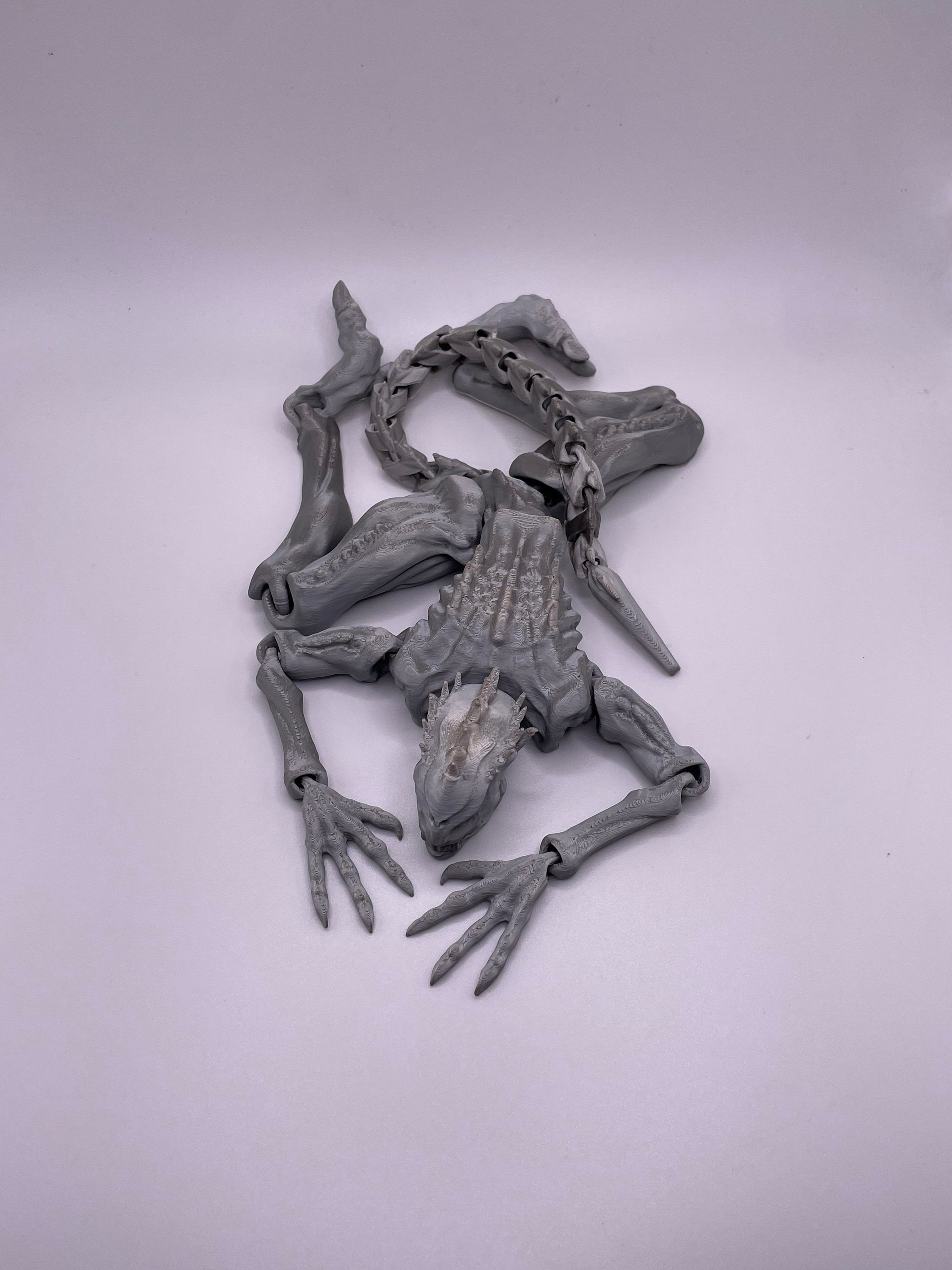 Articulated Alien 3D Printed - Etsy