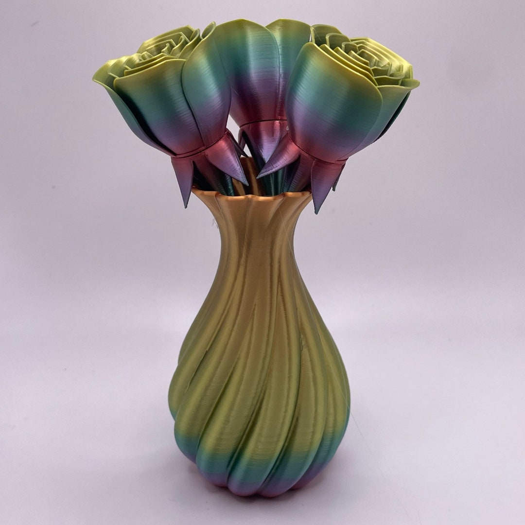 Twisty Vase With Roses 3D Printed - Etsy