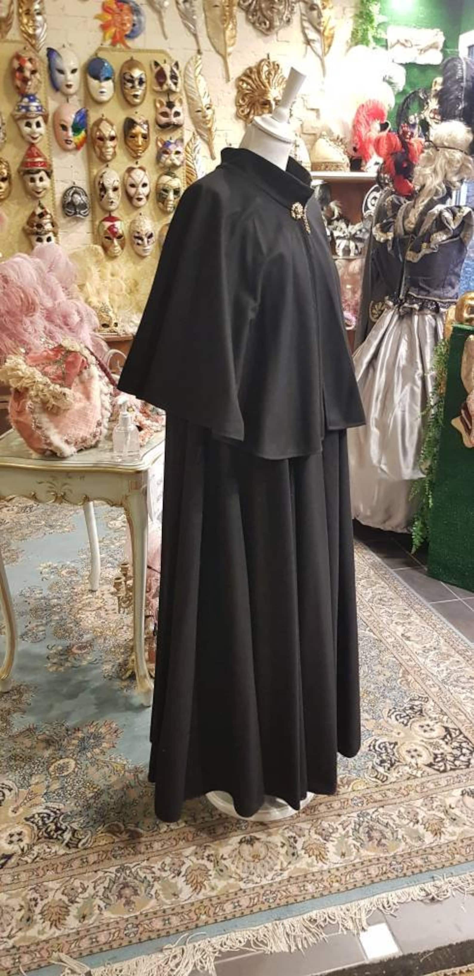 Tabarro Venetian Mantle for Men in Heavy Cloth Made Entirely - Etsy