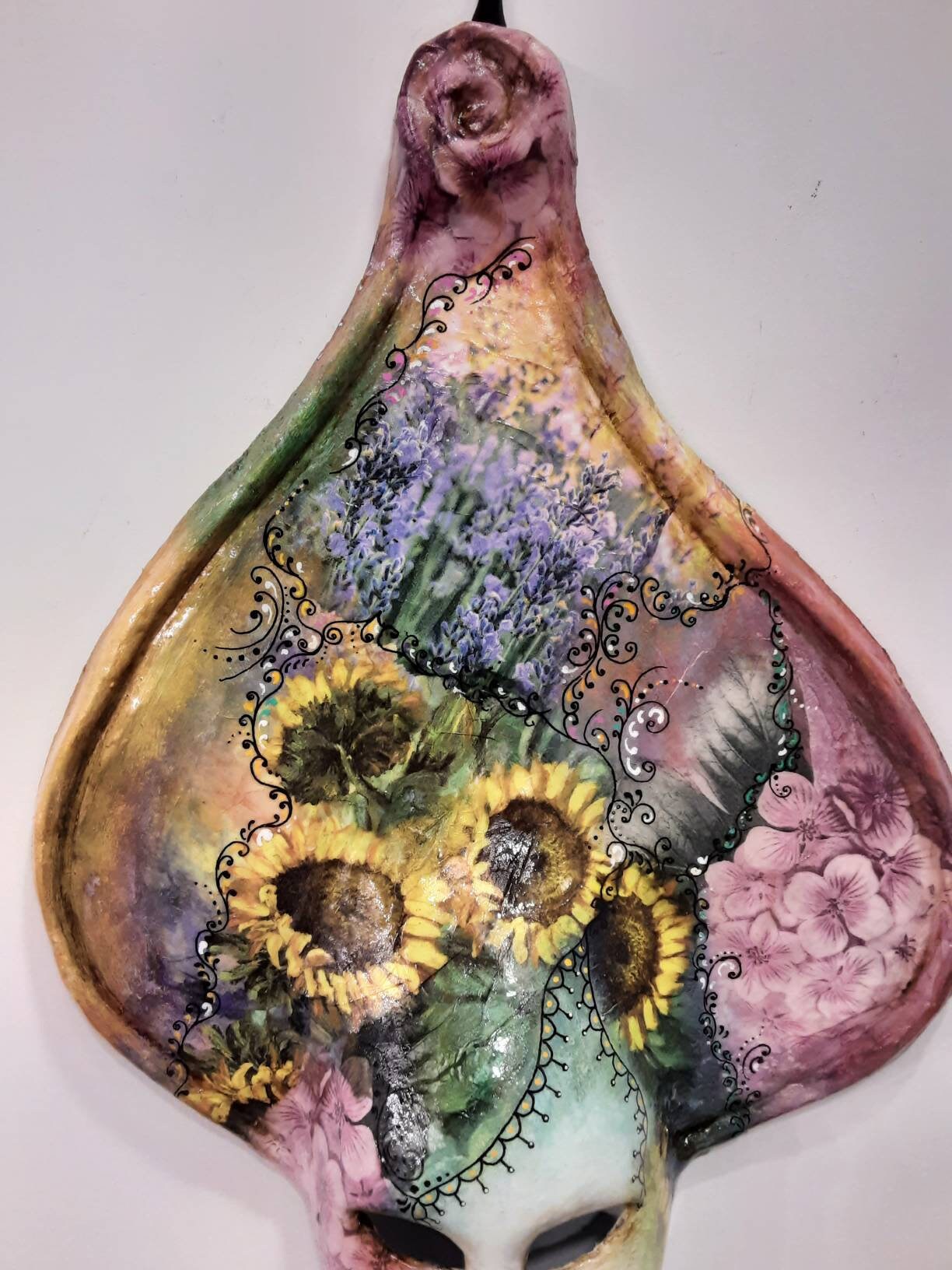 Venetian Flat Teardrop Mask in Papier-mâché, Handmade, Decoupage and ...