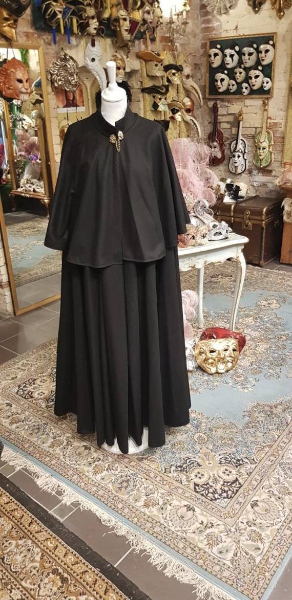 Mantle Cloak For Men