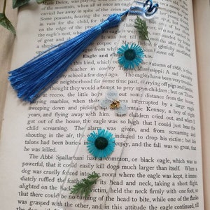 Resin Blue Flower Bookmark, Tassel Bookmark, Floral Bookmark, Unique ...