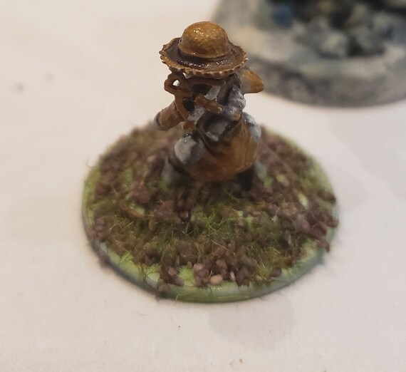 RPG Miniatures: Halfling Rogue - Etsy