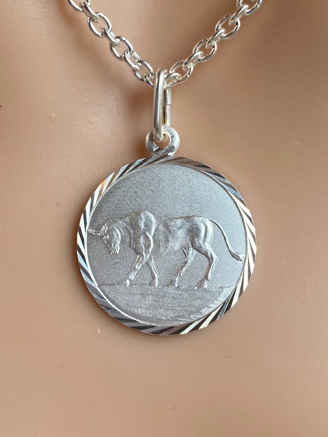 Taurus Zodiac Sign, 21mm, 925 Sterling Silver, Horoscope Necklace ...