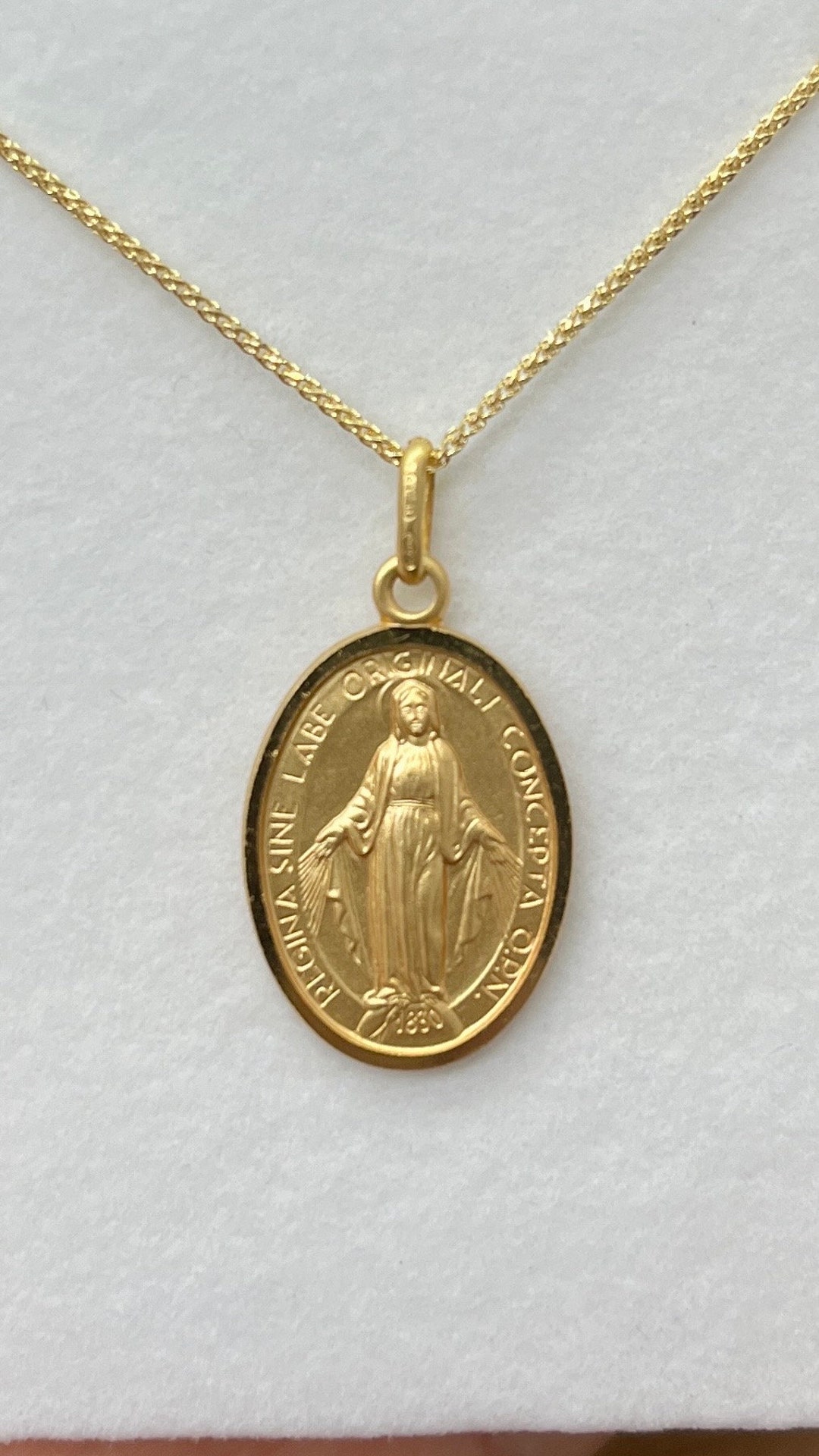 Our Lady of the Miraculous, 21mm, 10K 14K 18K Solid Gold Religious ...