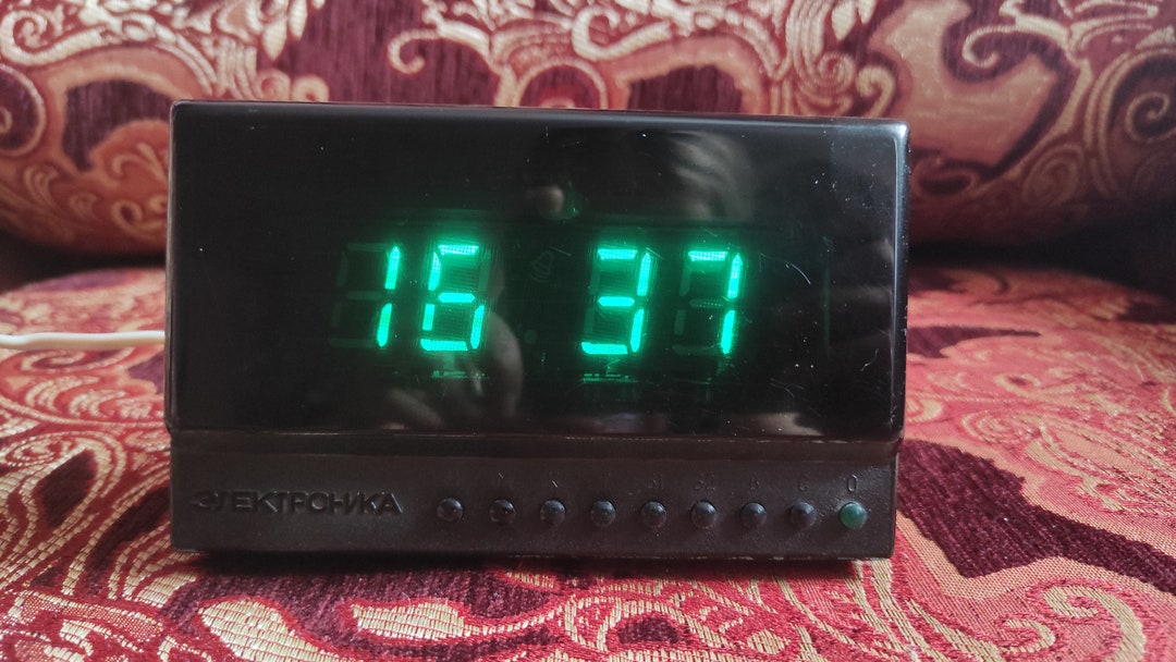 Soviet Vintage Digital Table Clock ELEKTRONICS . Working Clock - Etsy