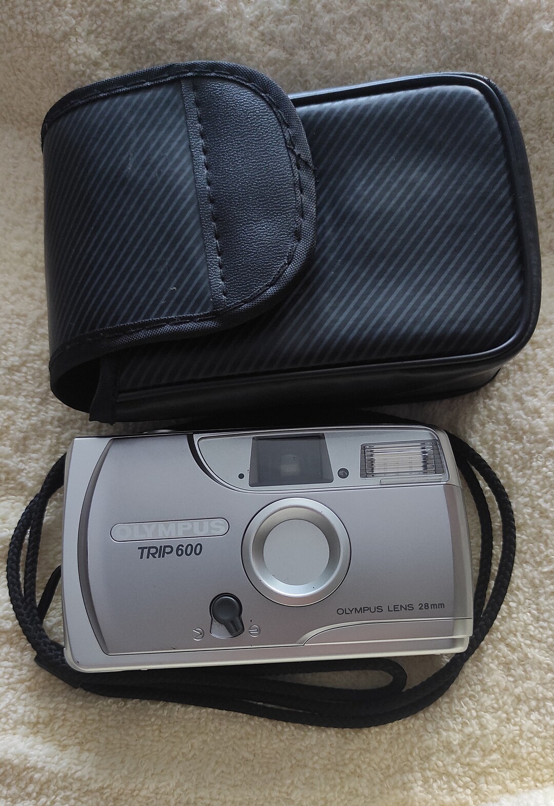 Olympus Trip 600 Compact 35mm Film Camera. Working Chamber. Working ...