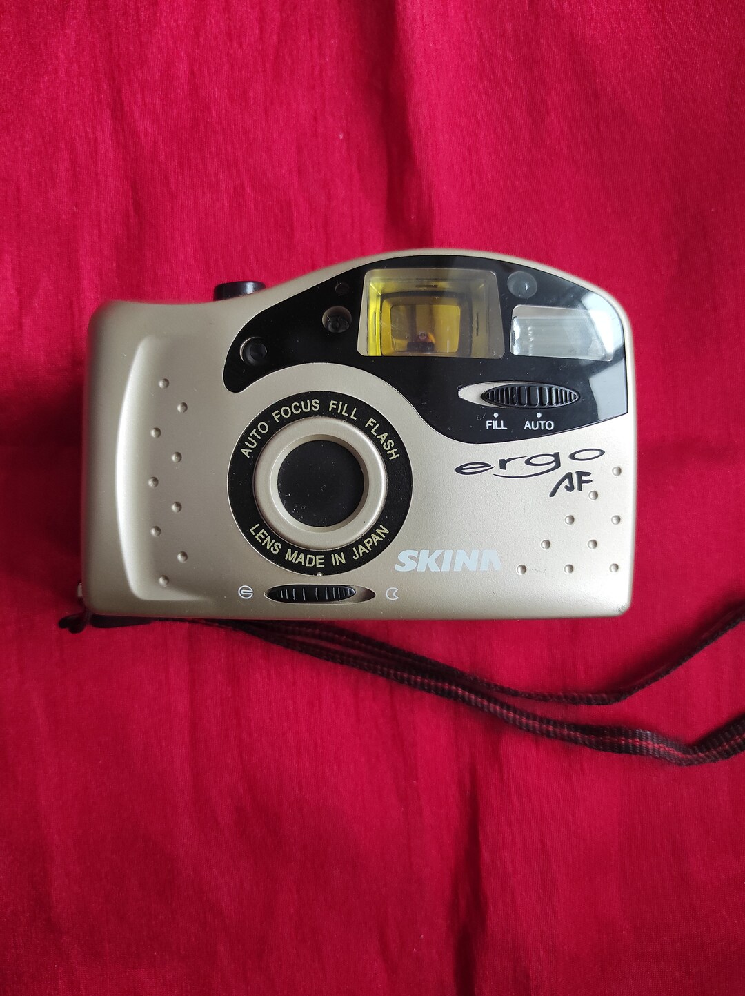 Vintage Film Camera Skina Ergo , Working Film Camera, Point and Shoot ...