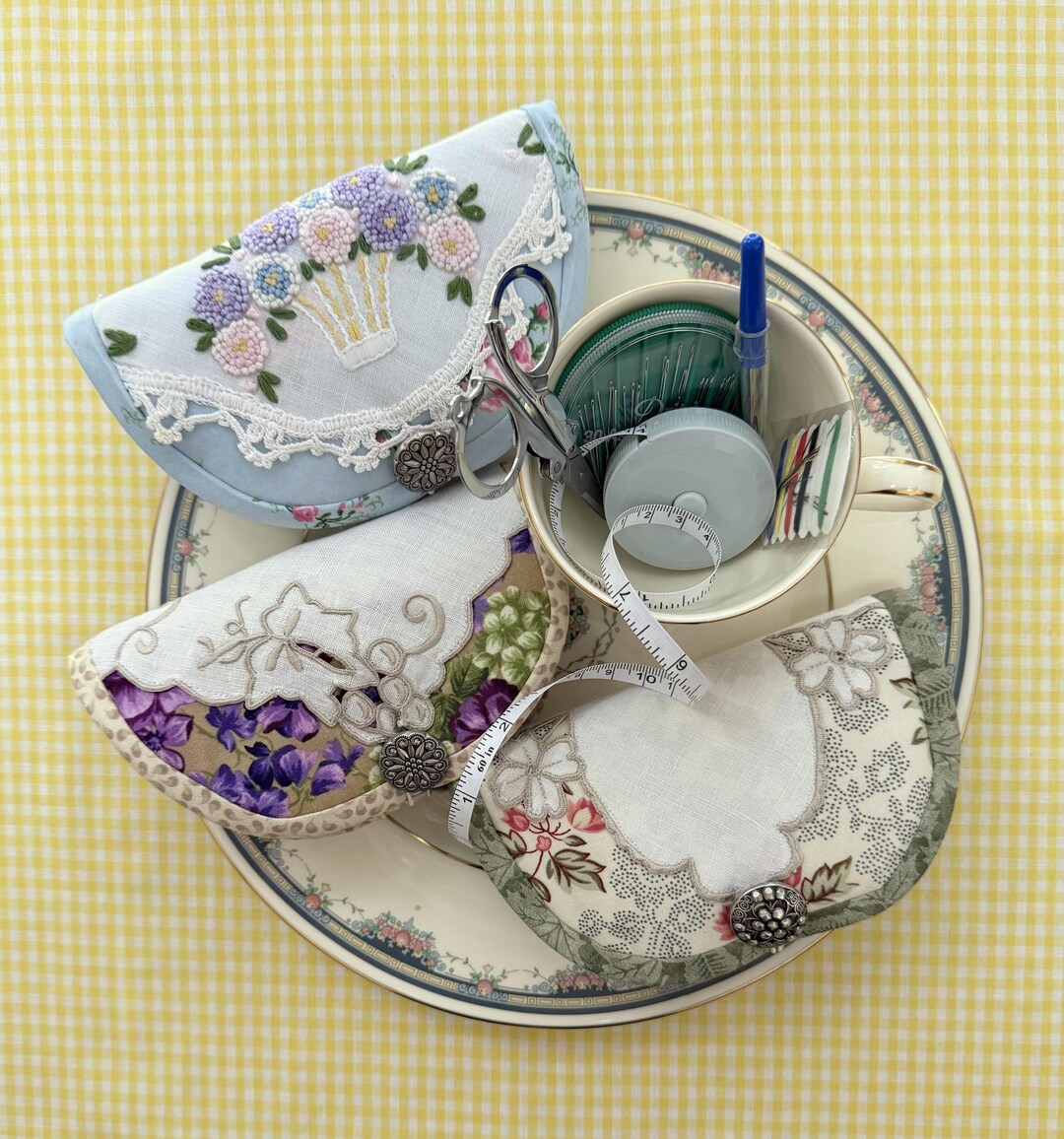 Small Sewing Kit Trimmed With Repurposed Vintage Lace & Linen, Mending ...