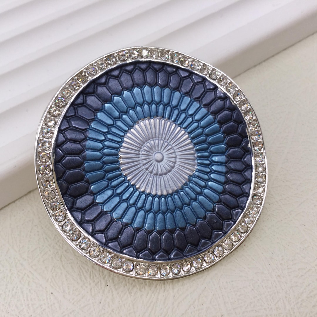 Stunning Stylish Geometric Magnetic Brooch for Women's Scarves, Wraps ...
