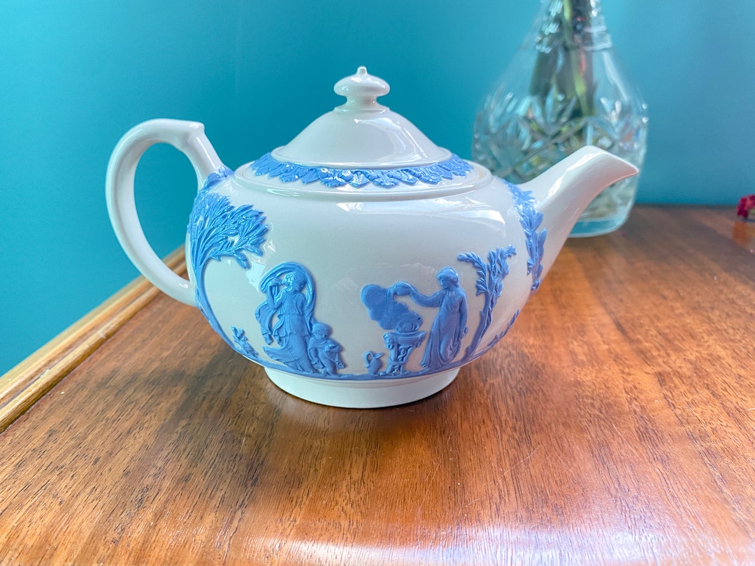 Vintage Wedgwood Embossed Queens Ware Blue Neoclassical Teapot - Etsy