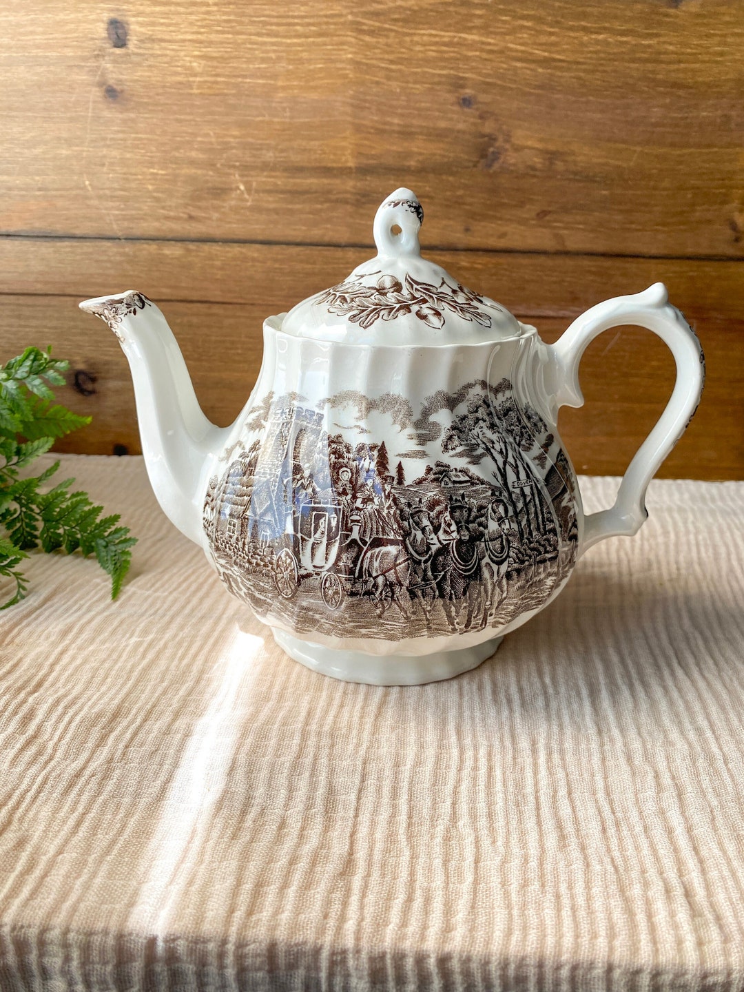 Myott Royal Mail Staffordshire Brown and White Teapot Made in England ...