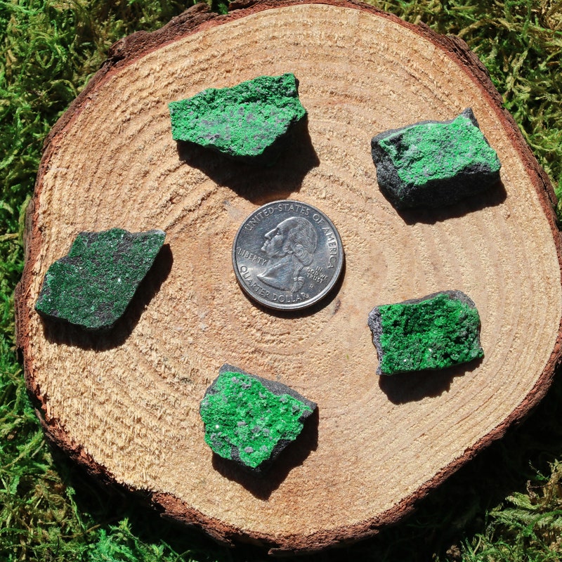 Uvarovite Garnet - Etsy