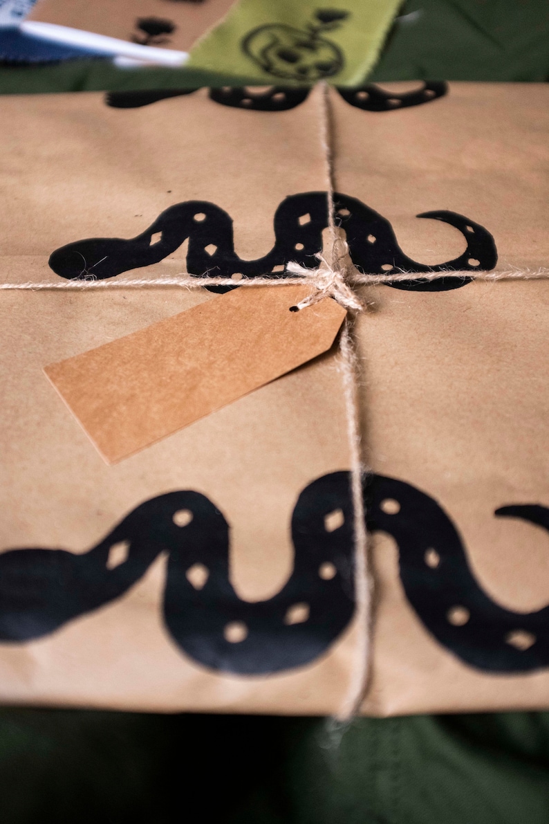 Snake wrapping paper eco friendly gift wrap animal print | Etsy