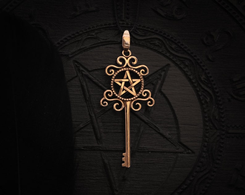 HECATE KEY Necklace With Pentagram or Hecate Key for ALTAR - Hecate ...
