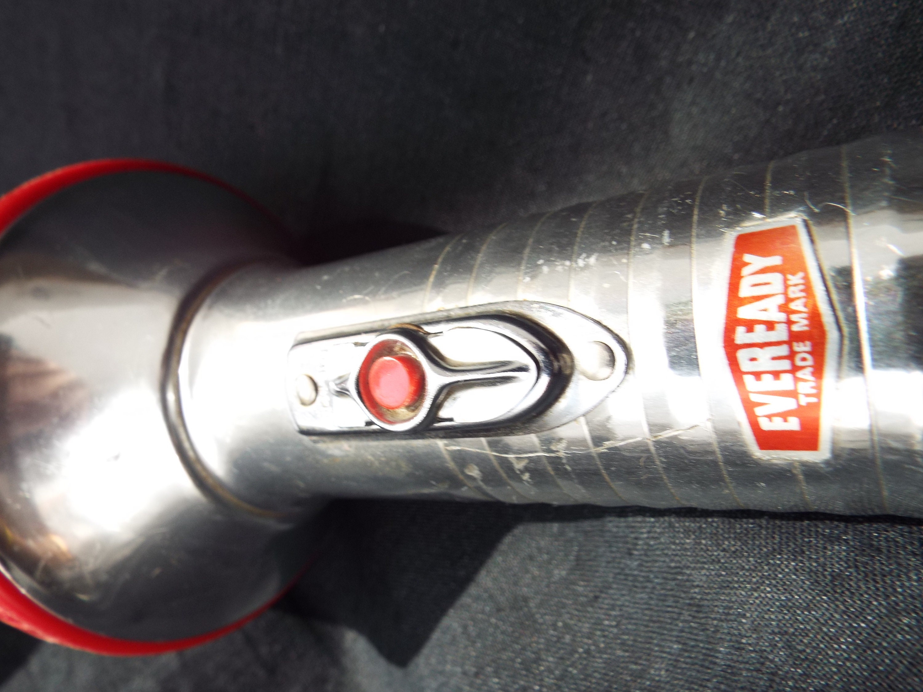 Vintage Eveready Metal Flashlight/camping Lights/metal - Etsy