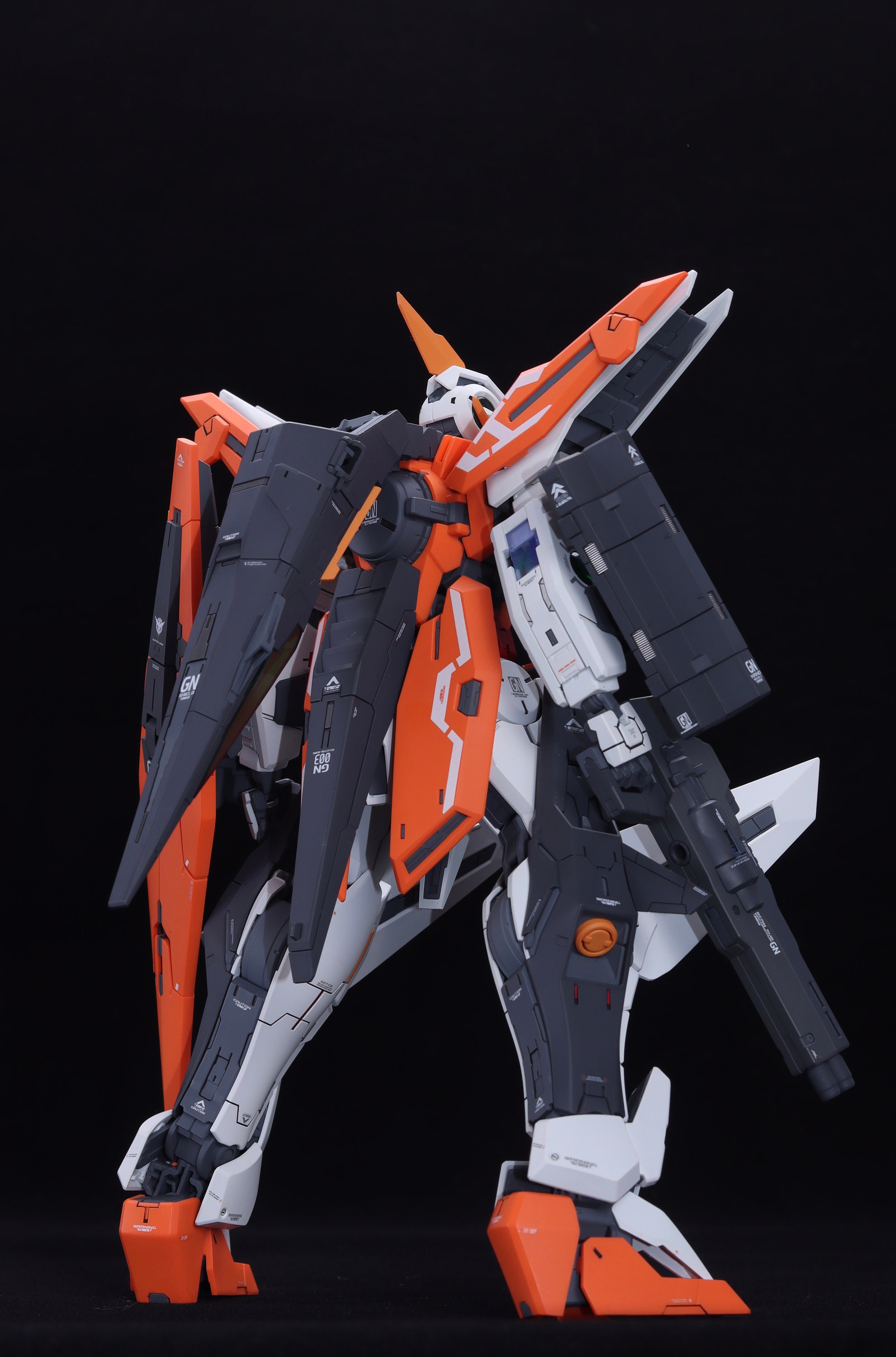 Painted&built BANDAI MG 1/100 Gundam Kyrios - Etsy