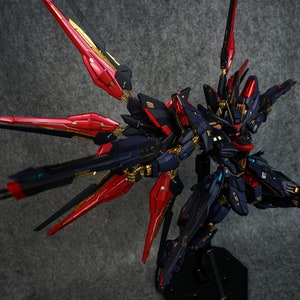 MGEX 1/100 Strike Freedom Gundam Ver.2.0[customize Black-red Coating ...