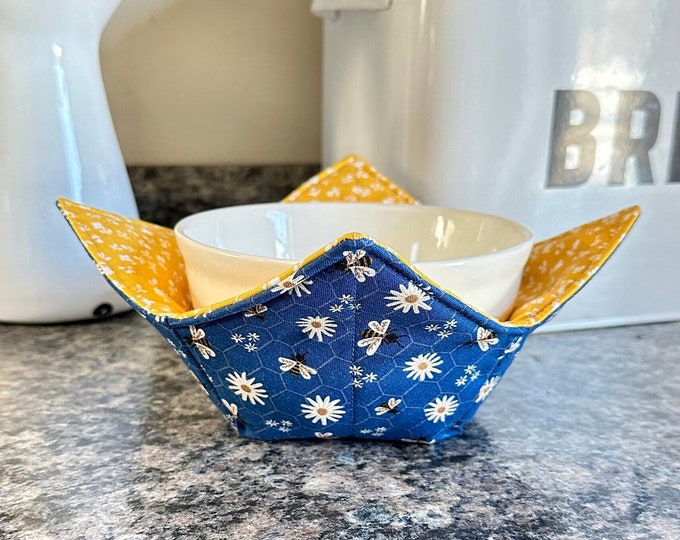 Blue Daisies and Bees Microwave Bowl Cozies, Cozy for Hot Bowls, Soup ...