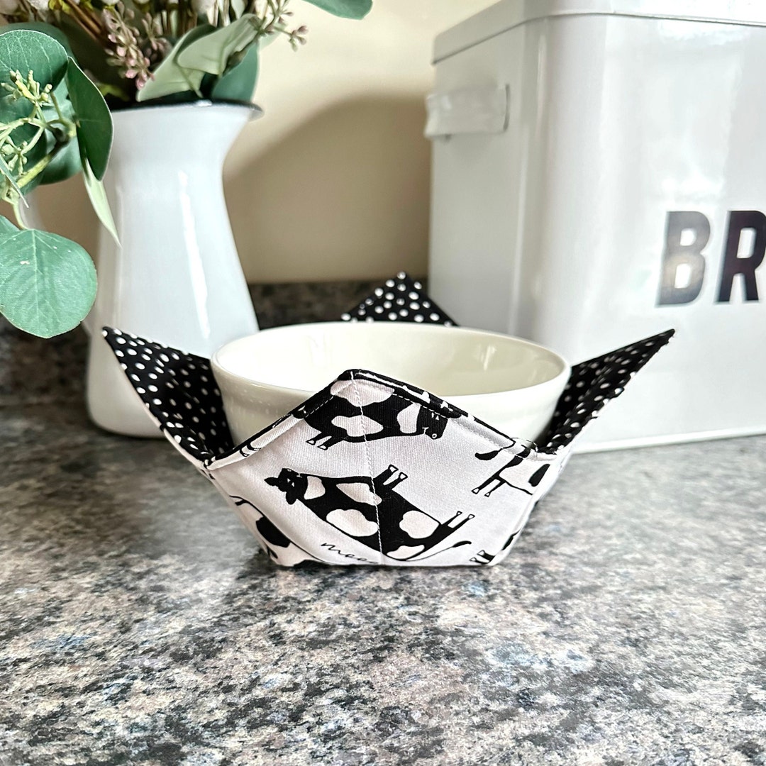 Black and White Cows Microwaveable Bowl Cozy, Cow Pattern Cozy, Soup or ...