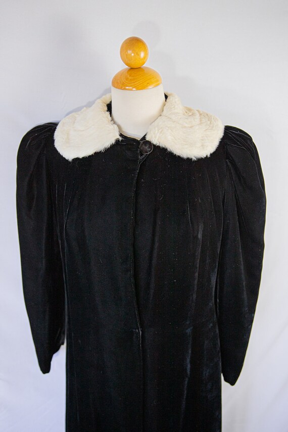 1930s silk velvet opera coat / vintage fur collar / e… - Gem