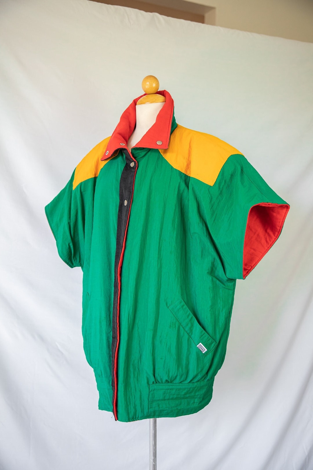 1980s Color Block Reversible Over Sized Puffer Nylon Vest by Gamma Los ...