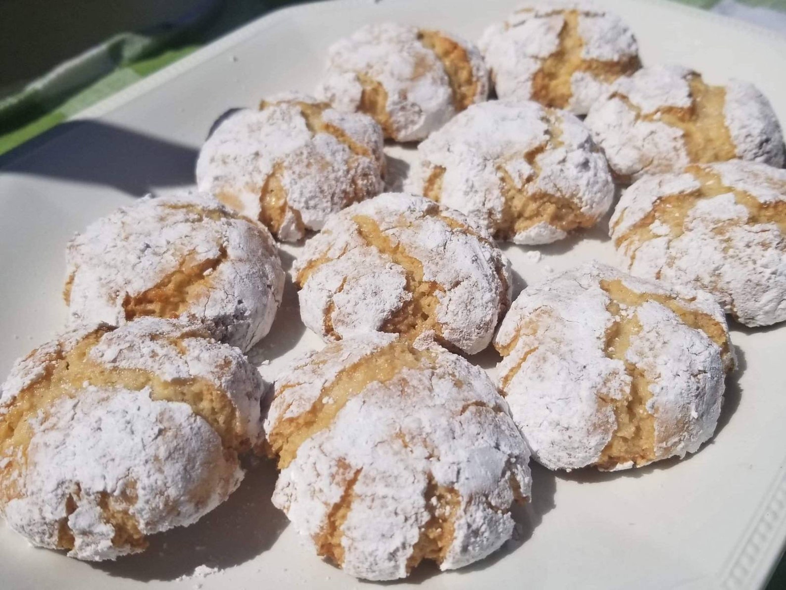 Italian Amaretti Cookies, Italian Almond Cookie, Traditional Italian ...