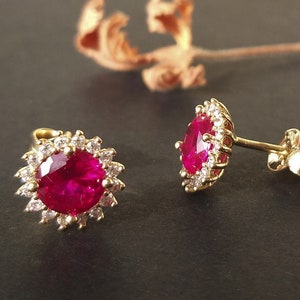 Gold 14K Round Cluster Stud Earrings With Red and White Sapphires/gold ...