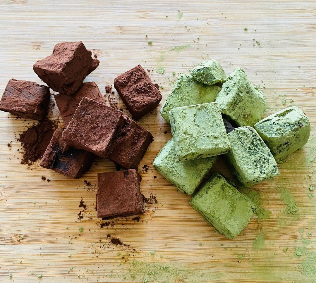 Homemade Japanese Dark Matcha Green Tea White Chocolate 12pc - Etsy