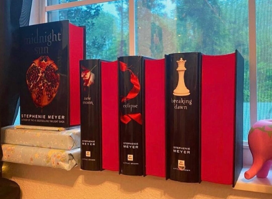 Twilight (paperback) With Sprayed Edges! - Etsy