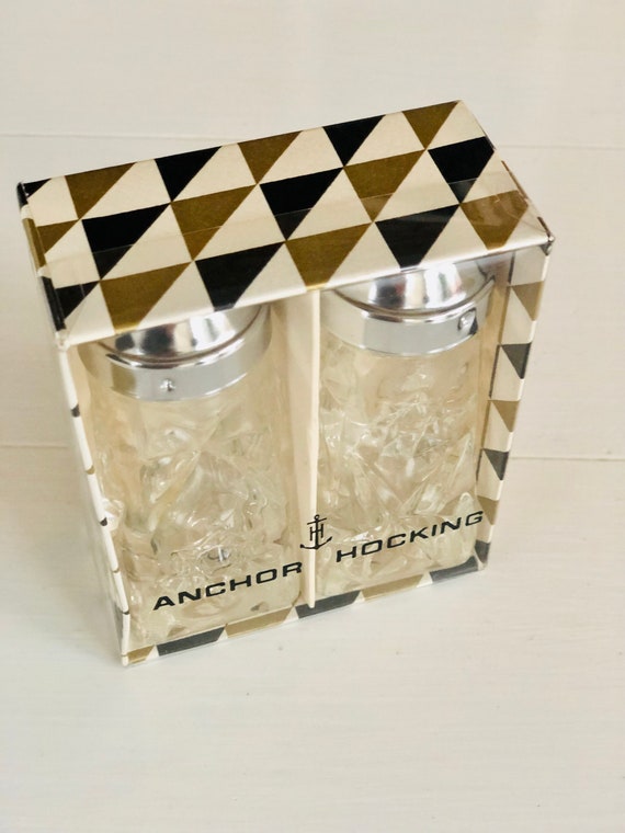 Salt & Pepper Shakers Home & Living Vintage Anchor Hocking Salt ...