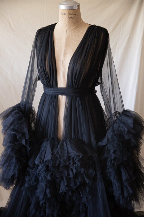 Gothic Maternity Dress for Photoshoot Australia/long Train Photo Shot ...