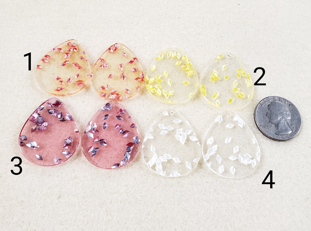 Beautiful Pair of Color Design and Clear Teardrop Acrylic Centers ...