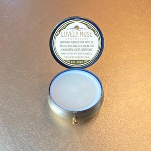 Vintage Victorian Cottagecore Tryst Solid Perfume Compact With the Kiss ...