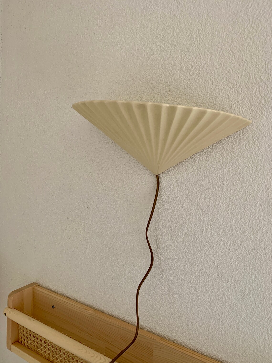 Ceramic shell shaped vintage wall lamp | Etsy