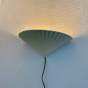 Ceramic shell shaped vintage wall lamp | Etsy