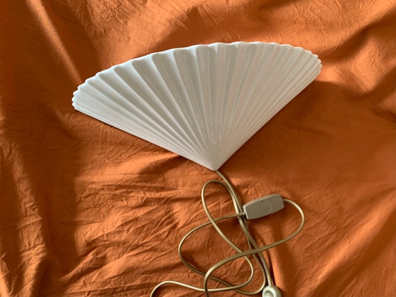 Ceramic shell shaped vintage wall lamp | Etsy