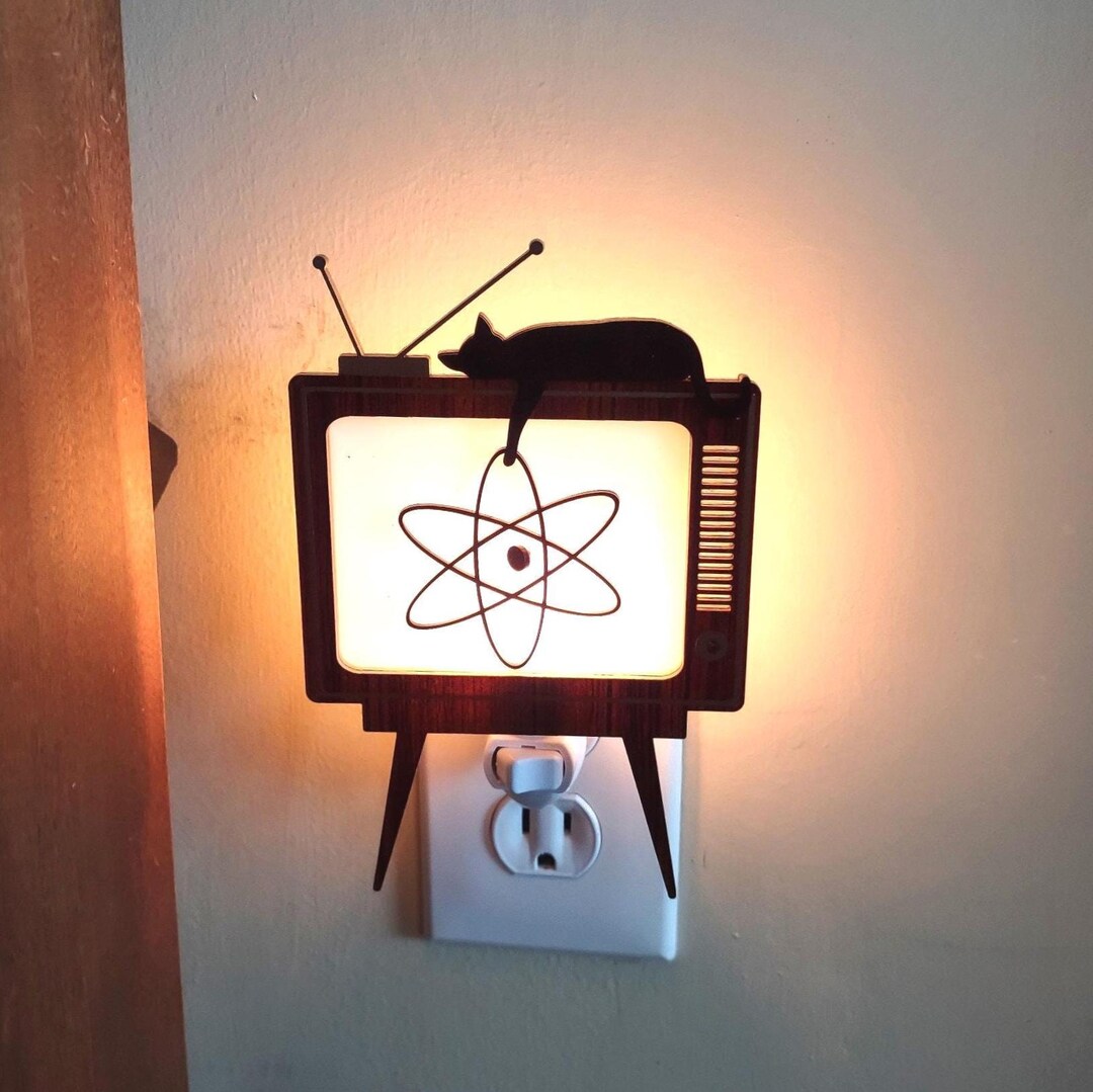 Make It Personal! Personalized Mid Century Modern Retro TV Night Light ...