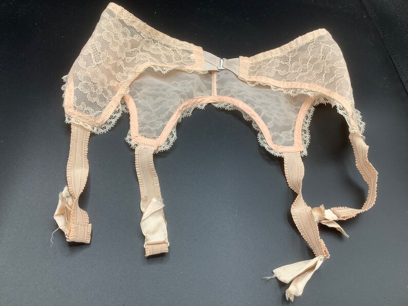 Vintage Salmon Peach Lace Garter Belt - Etsy