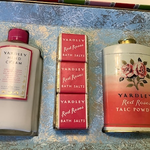 Yardley Gift Set Hand Cream, Bath Cubes and Talcum Powder Red Roses - Etsy