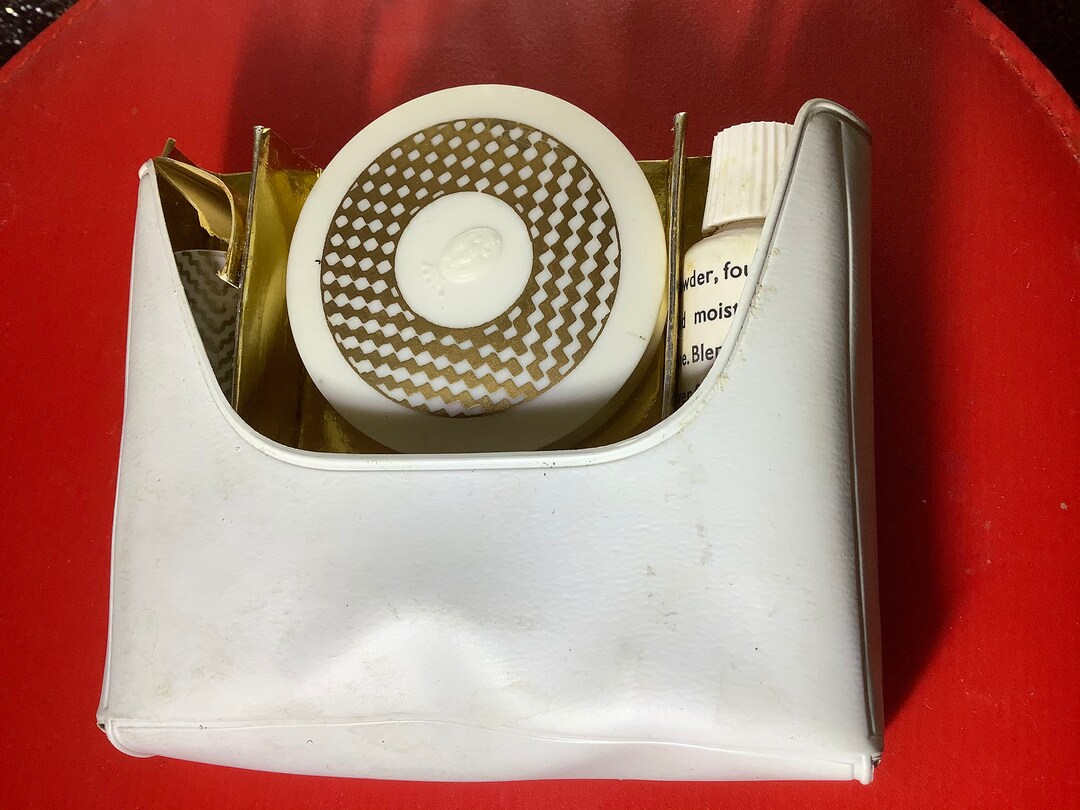 Coty Set Fresh Coral Lipstick Powder Foundation - Etsy