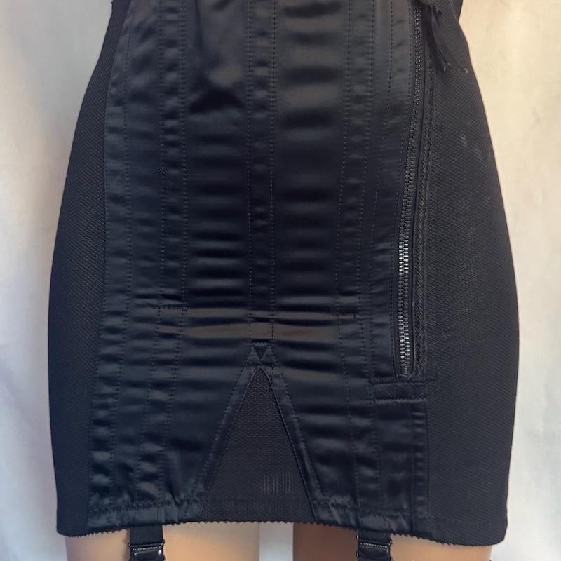 Louis Girdles - Etsy Canada