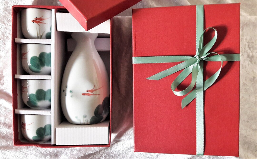 Japanese Sake Bottle & Cup Set – Fish Design, Red Gift Box - Etsy
