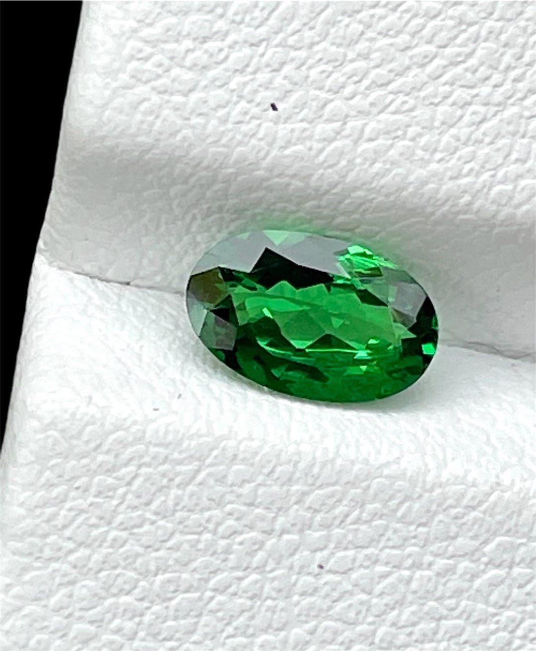 Natural Tsavorite Garnet Oval Cut 8mm, May Birthstone, Perfect for ...