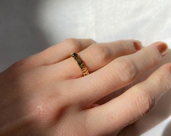 Stretch Gold Ring | Etsy