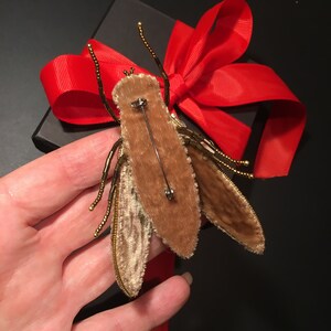 Fly Beaded Brooch Pin Handmade, Beaded Jewelry, Insect Brooch, Moth ...